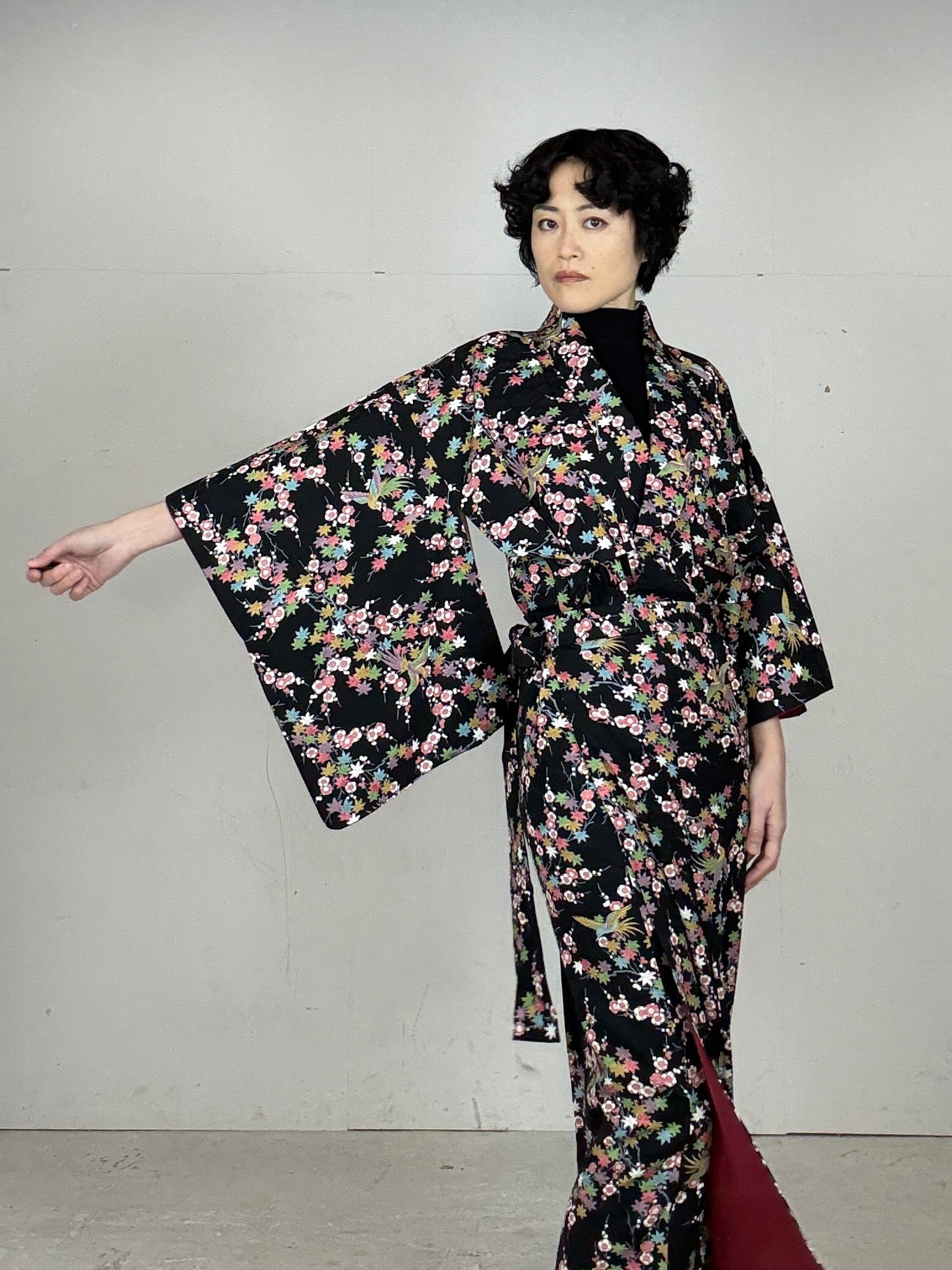 REIWA NIBUSHIKI KIMONO upcycled from Japanese kimono “KURO” – MACHIKO ...