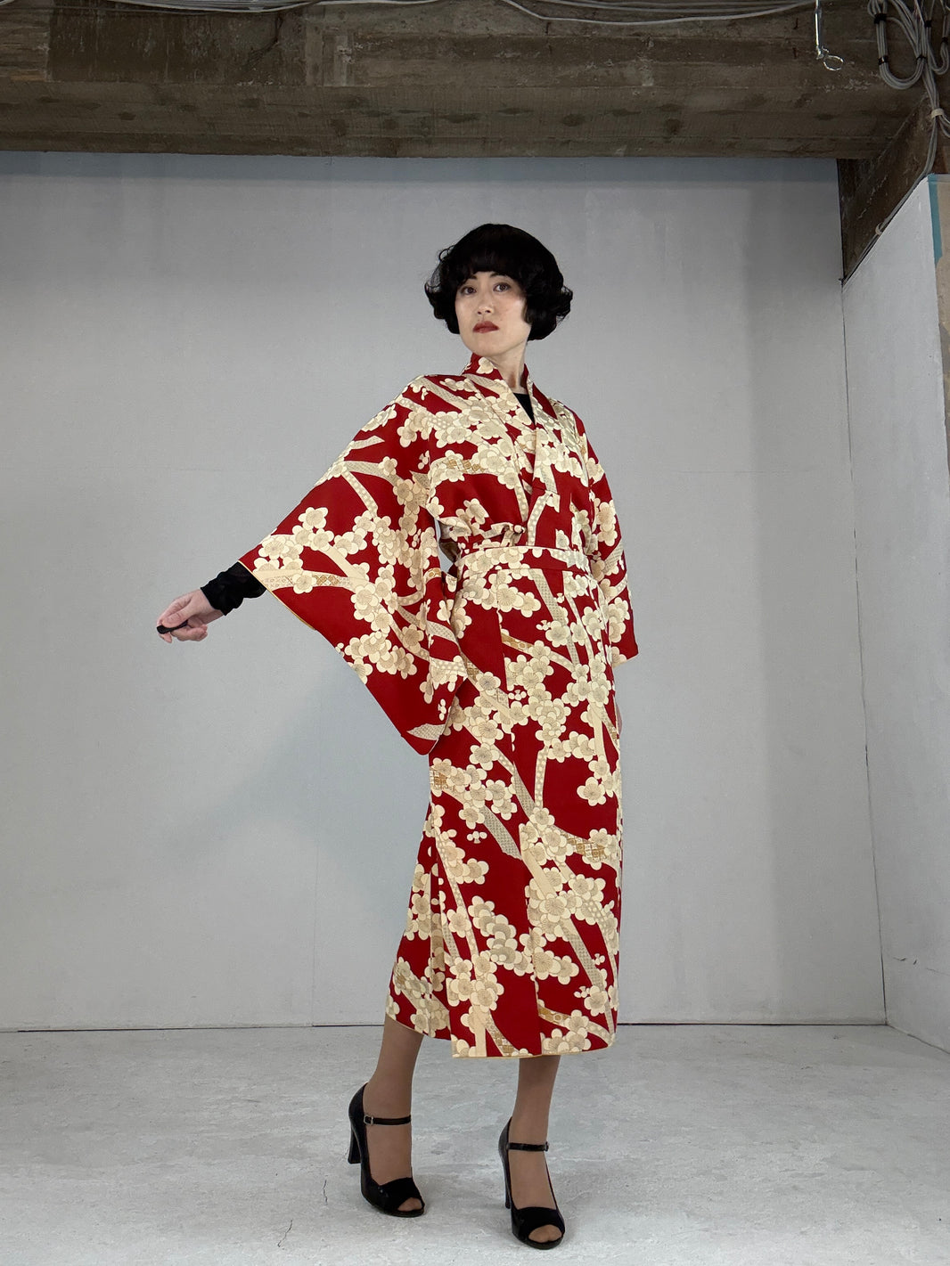 REIWA NIBUSHIKI KIMONO UPCYCLED FROM JAPANESE KIMONO – MACHIKO KIMONO ...
