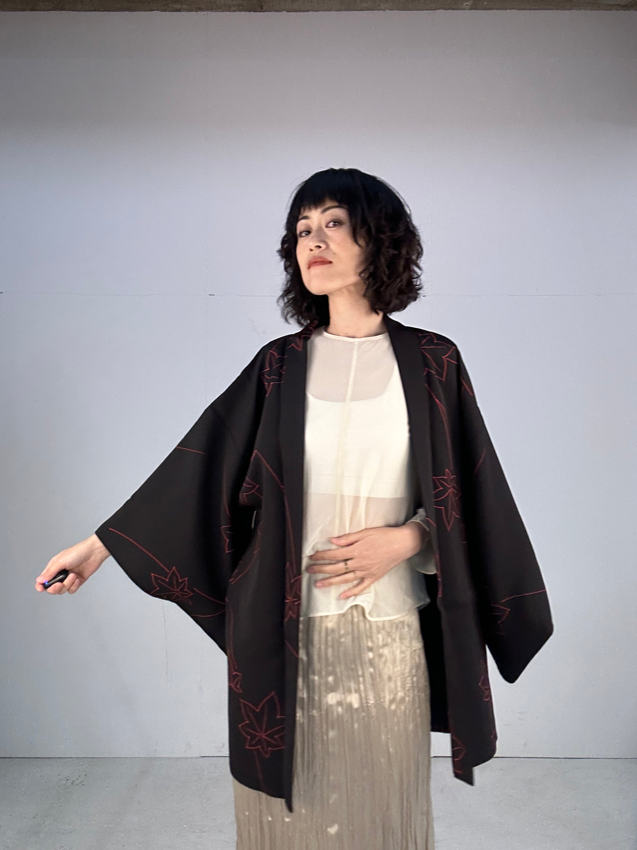 BLACK HAORI "kaede" – MACHIKO KIMONO Japanese Kimonos, Vintage & Upcycled