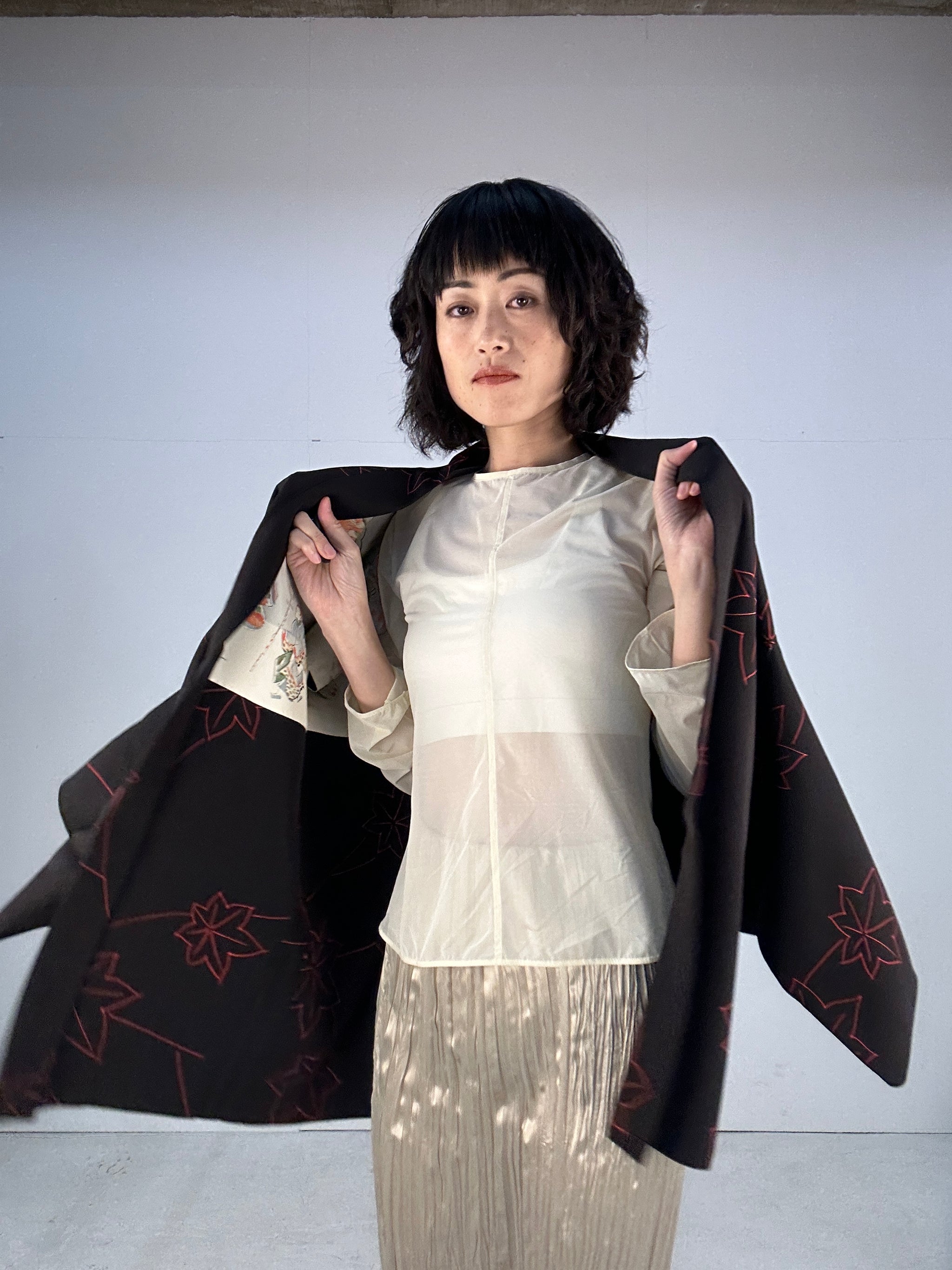 BLACK HAORI "kaede" – MACHIKO KIMONO Japanese Kimonos, Vintage & Upcycled